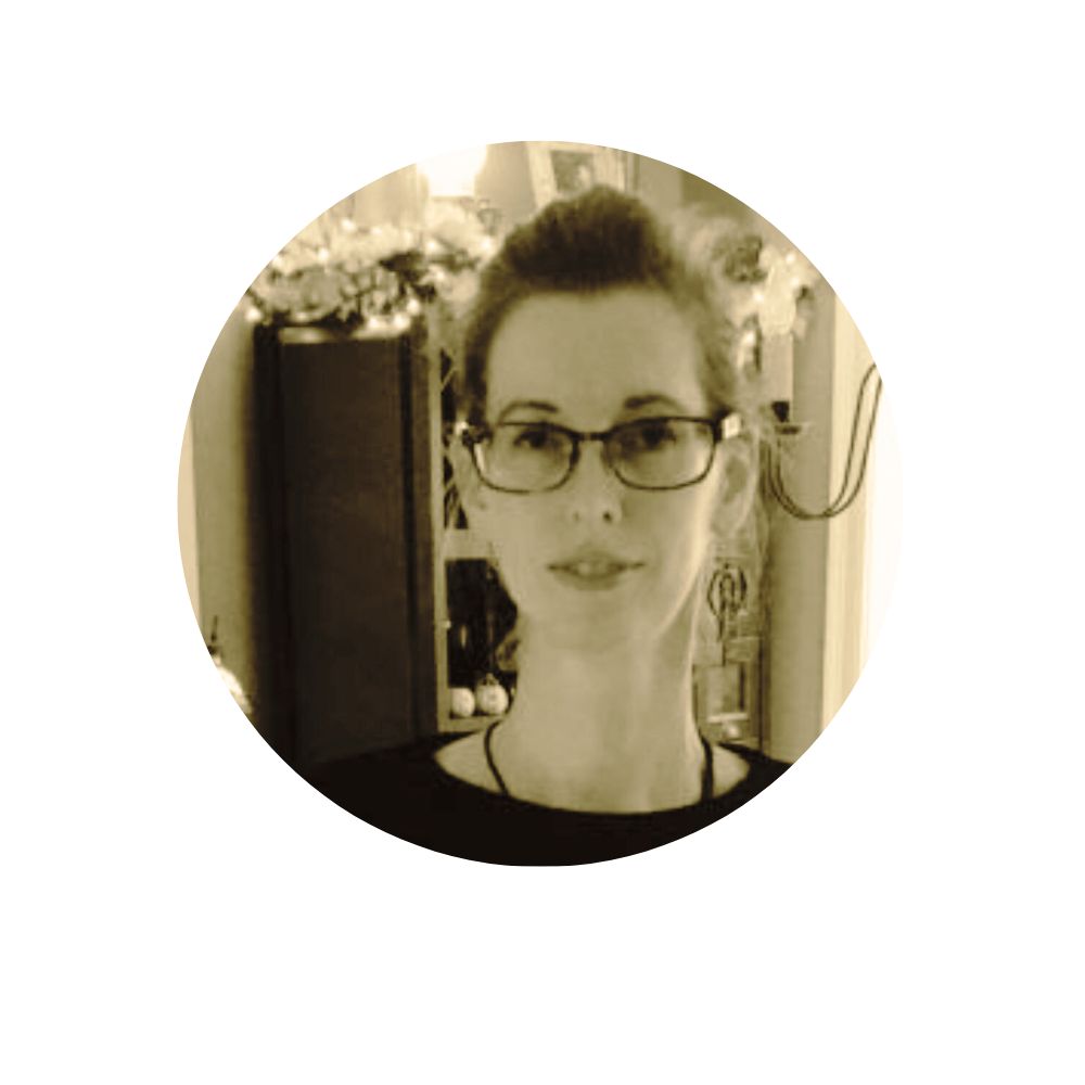 The Many Different Colors of Maine Coons: In Pictures